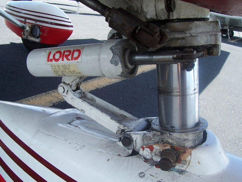 Pozor na shimmy! - Aeroweb.cz