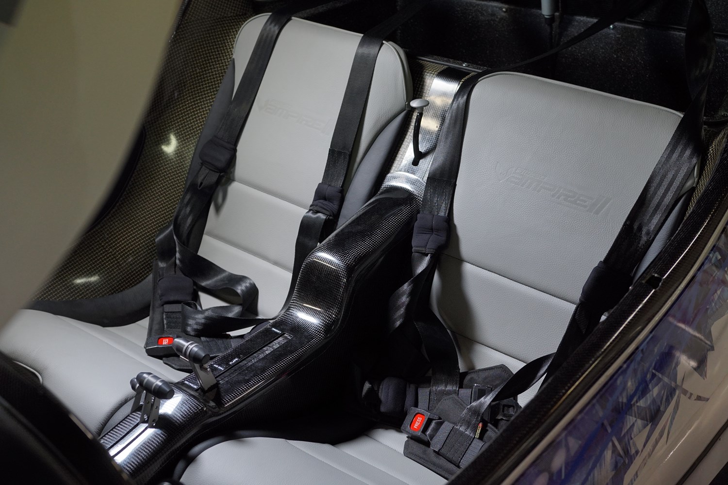 FM250 Vampire - Přehled letadel - Aeroweb.cz