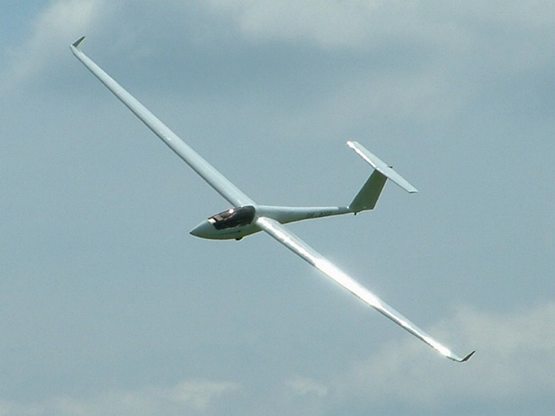 TST-10M Atlas - Přehled letadel - Aeroweb.cz