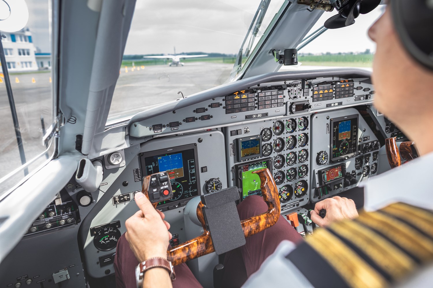 L410 Turbolet UVP - Přehled letadel - Aeroweb.cz