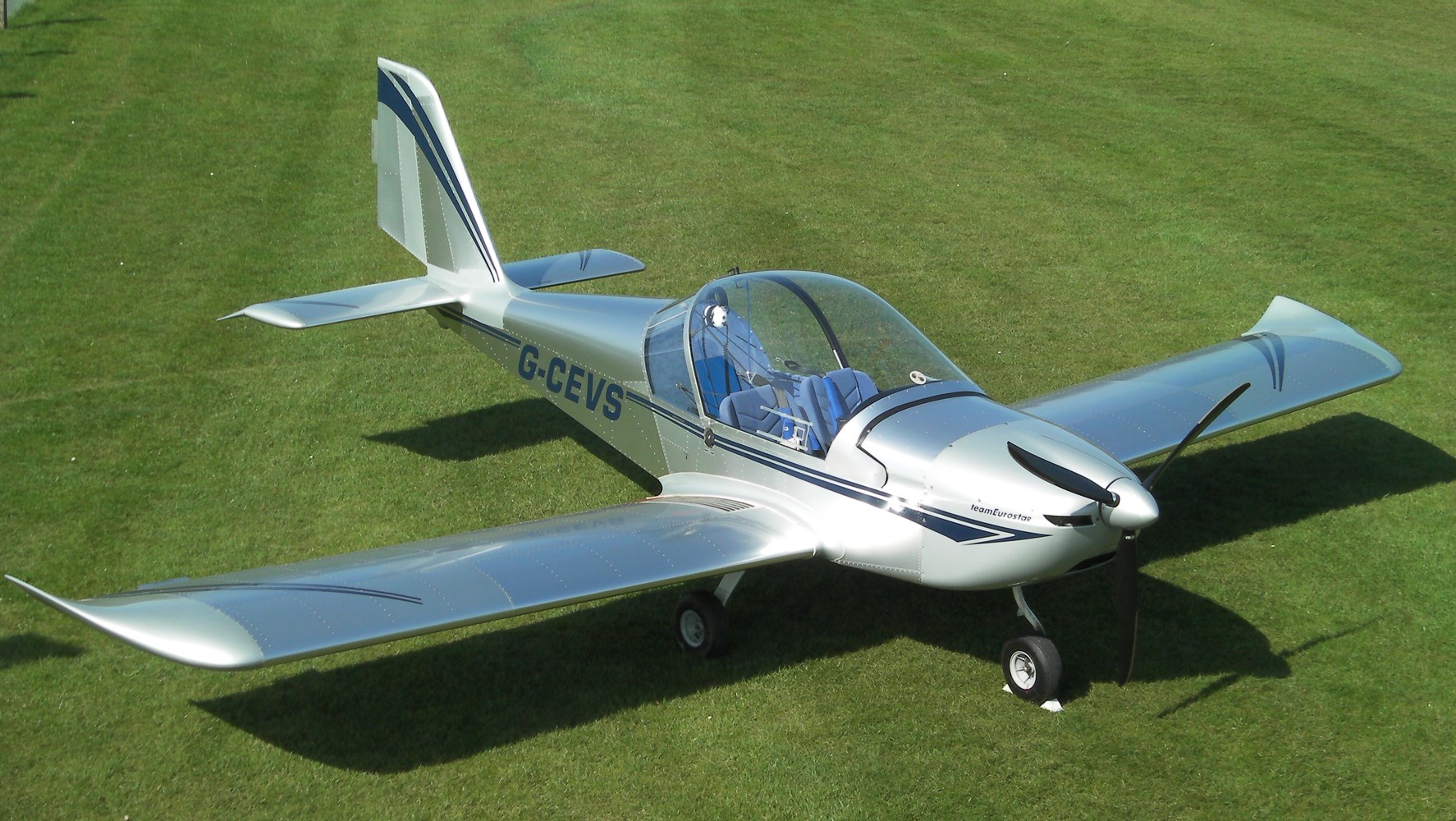 EV 97 Eurostar - Přehled letadel - Aeroweb.cz